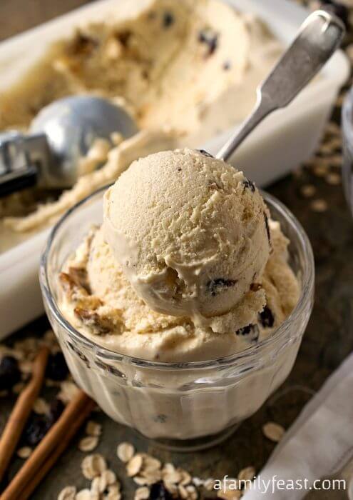 Oatmeal Raisin Ice Cream - A Family Feast®