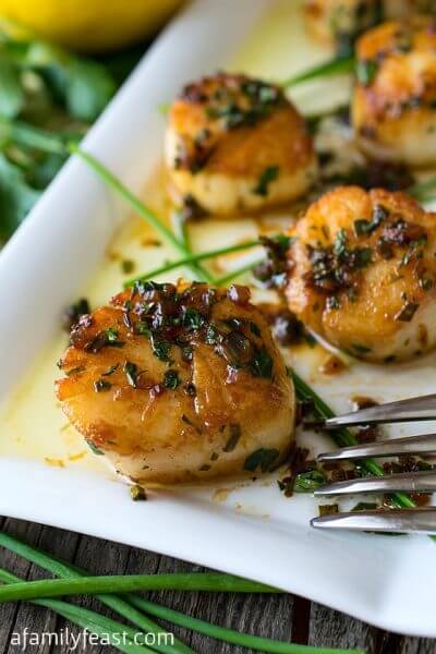 Perfect Pan Seared Scallops (with a simple pan sauce)