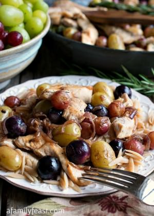 Quick Skillet Chicken with Grapes - A Family Feast®