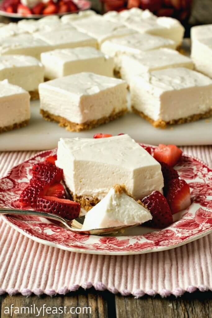 No-Bake Greek Yogurt Cheesecake Squares - A Family Feast®