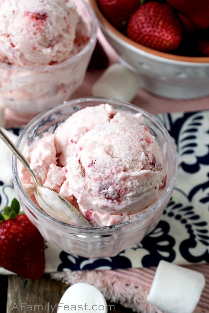 Creamy Strawberry Marlow Recipe - A Family Feast®