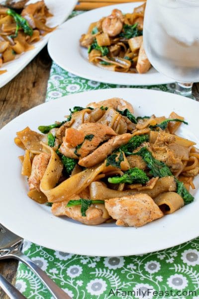 Pad See Ew (Thai Stir-Fried Noodles) - A Family Feast®