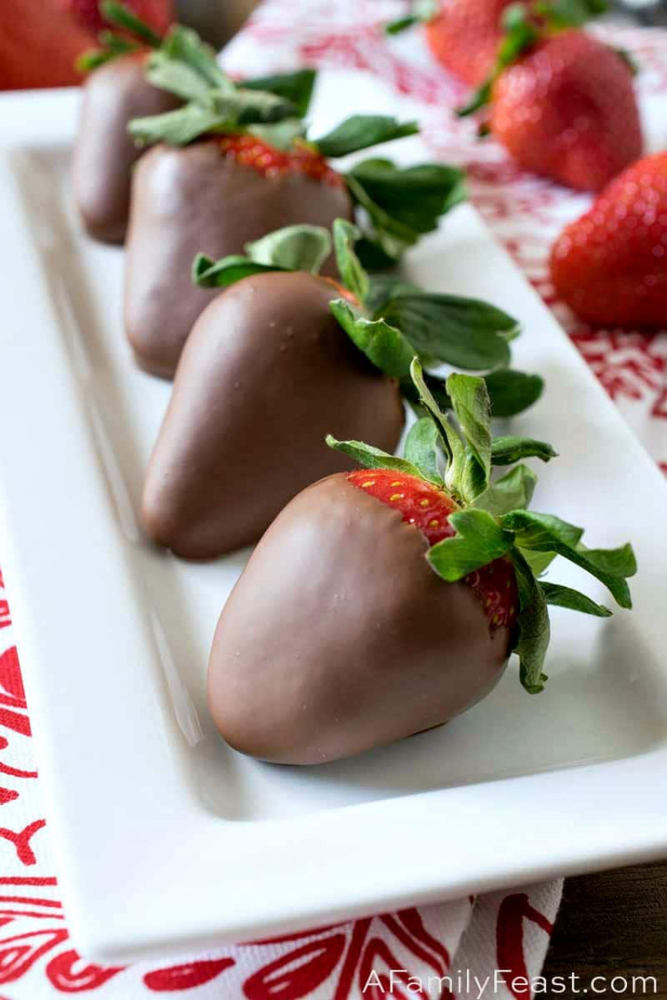 How to Make Chocolate Covered Strawberries - A Family Feast®