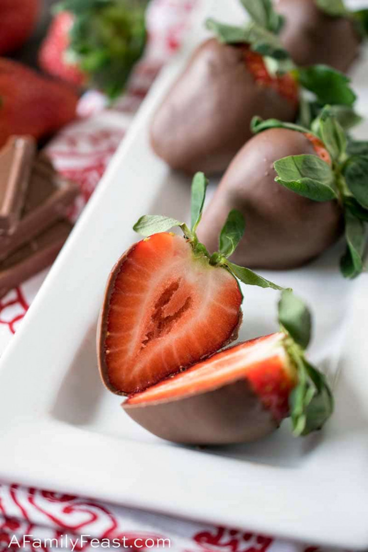 How to Make Chocolate Covered Strawberries - A Family Feast®