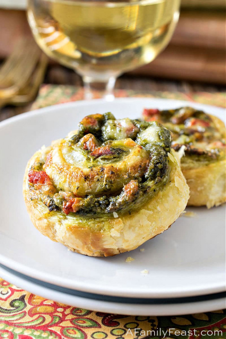 Spinach Pesto Pinwheels - A Family Feast®