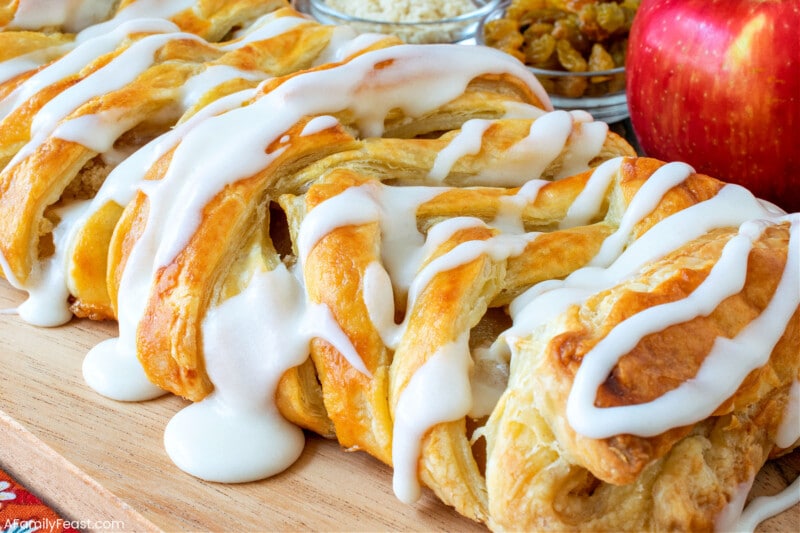 Easy Apple Strudel - A Family Feast®