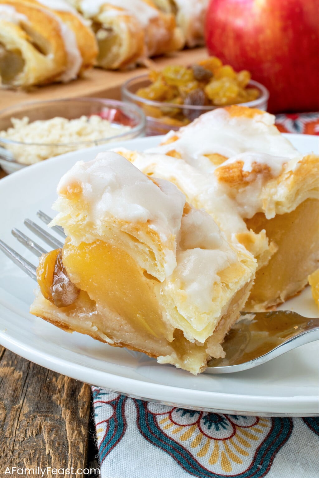 Easy Apple Strudel - A Family Feast®