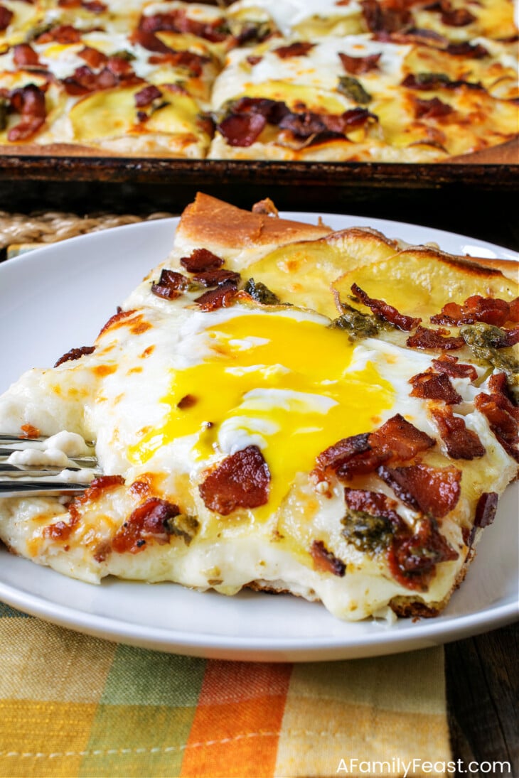 Breakfast Pizza - A Family Feast®