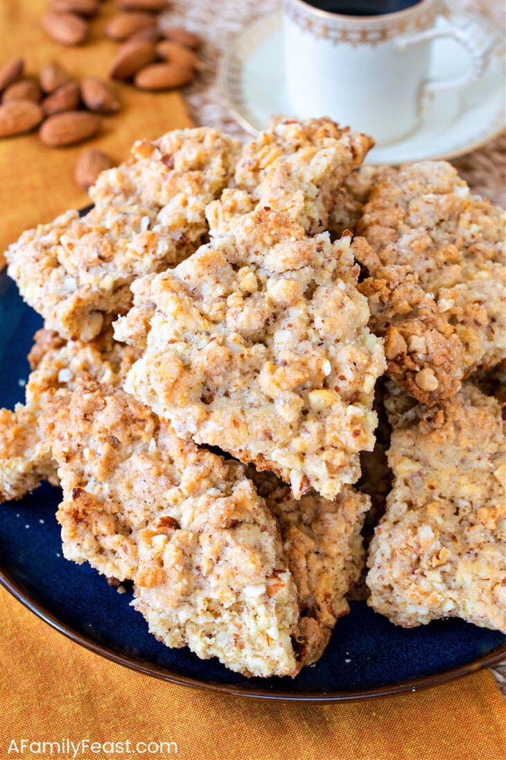 Fregolotta (Italian Almond Crumb Cookie) - A Family Feast®