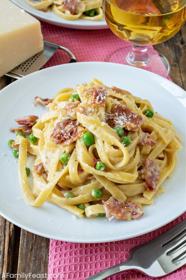 Fettuccine alla Papalina - A Family Feast®